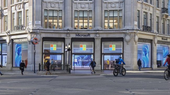 What the Microsoft Store does right (and wrong) compared to rival app ...