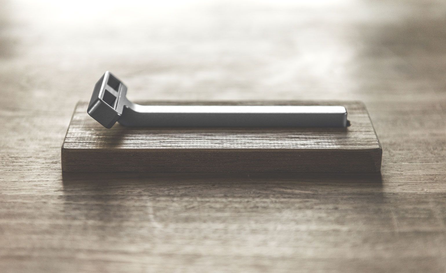 RZR reveal concept for new minimal men's razor | Wallpaper