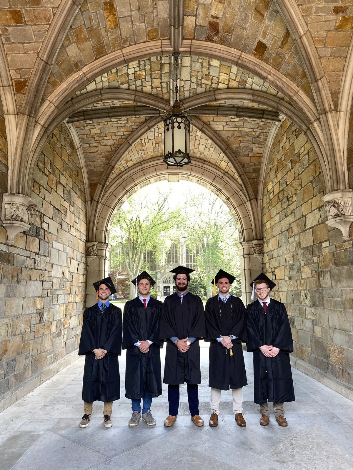 How to take professional-looking photos of your grad without a ...