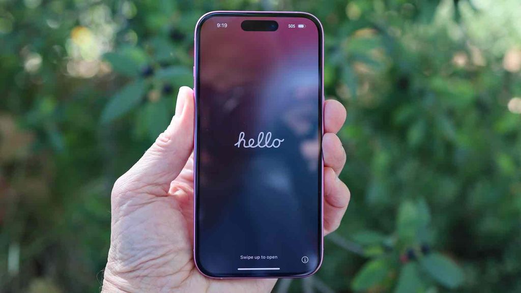 New iPhone 17 report lends weight to rumors of major display and camera ...