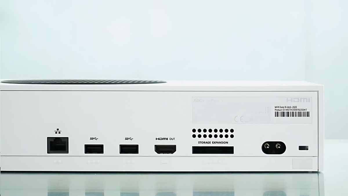 Xbox Series S review (2025): Still a great compact console but no ...