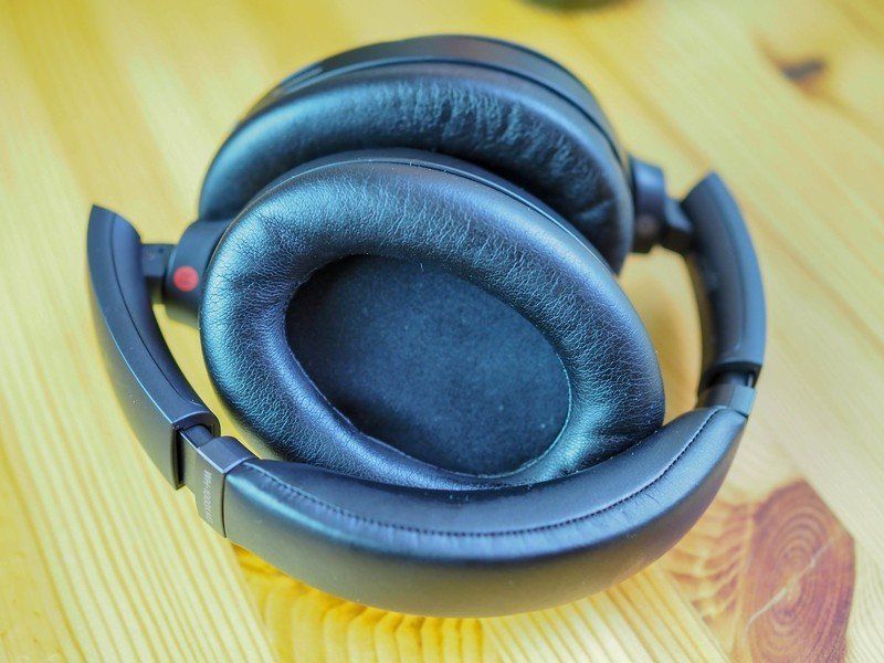 These are the wireless headphones & earbuds Team Android Central use ...