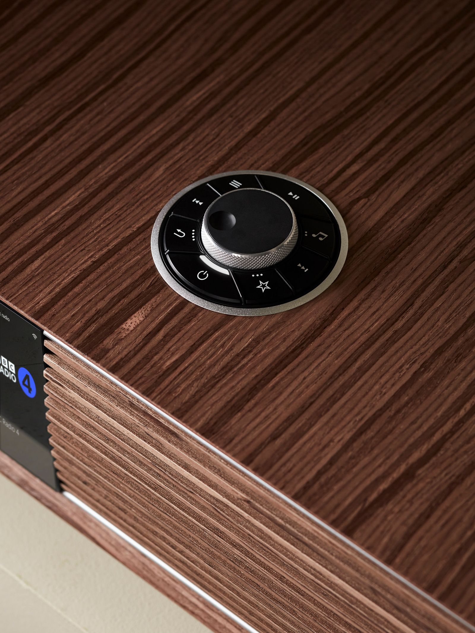 Ruark Audio R410 is a stylish new integrated music system | Wallpaper*