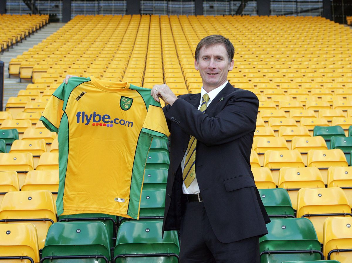 Glenn Roeder dies at the age of 65 – a look at his career in pictures ...