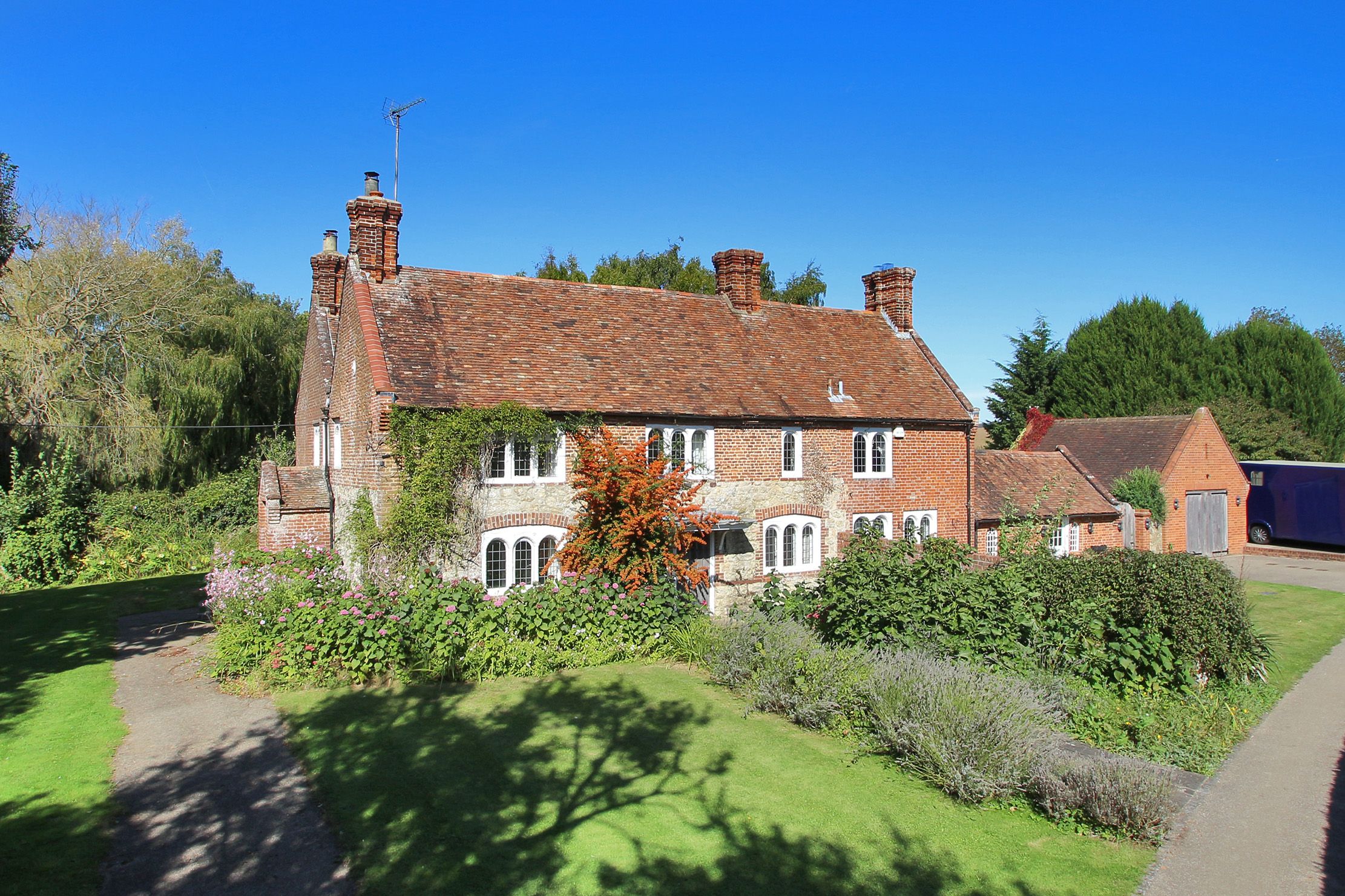 A gorgeous period farmhouse where you can sit back in comfort with a ...