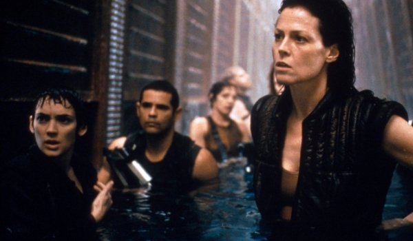 Alien Movie Timeline Explained: All Alien Movies In Order ...