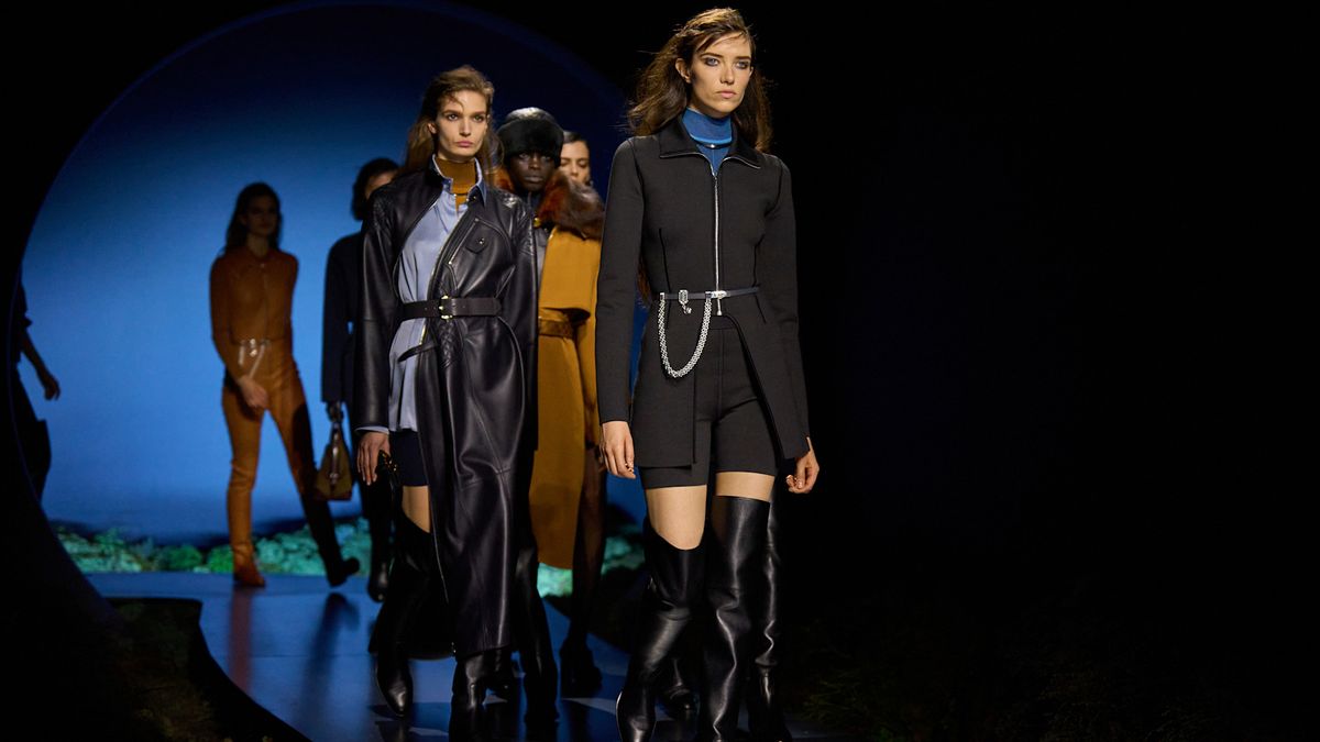 Paris Fashion Week Confirms a Thigh-High Fall 2026 Boot Trend | Marie ...