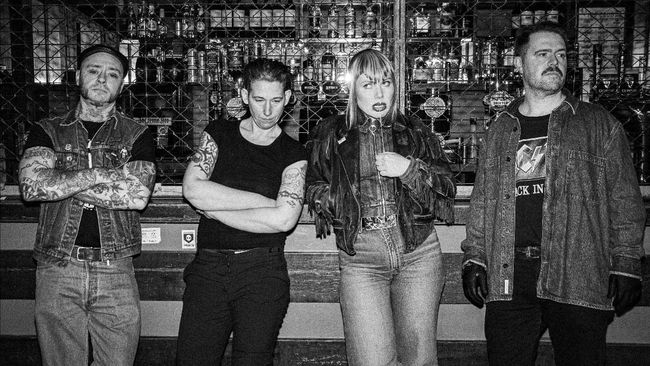 Why Split Dogs could be the new/old sound of punk to come | Louder