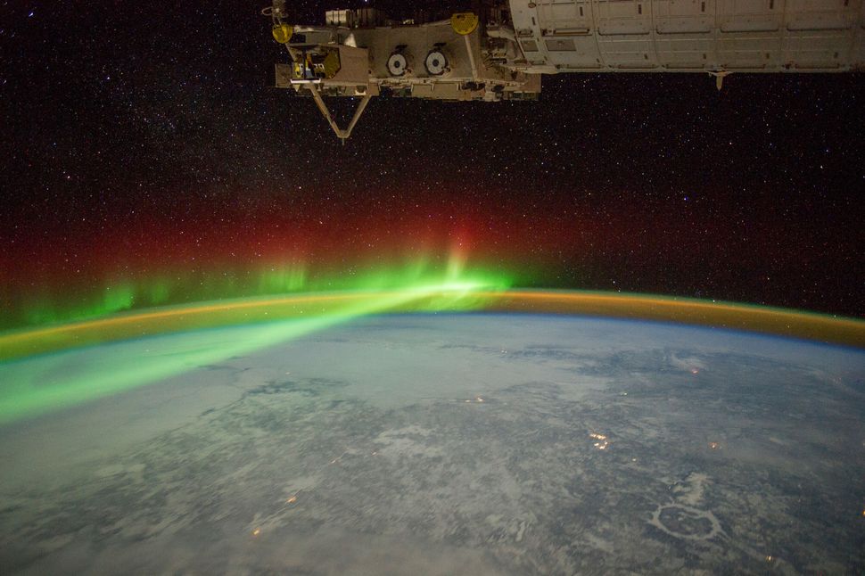 Wow! Northern Lights Glow in Breathtaking Image from Space Station | Space