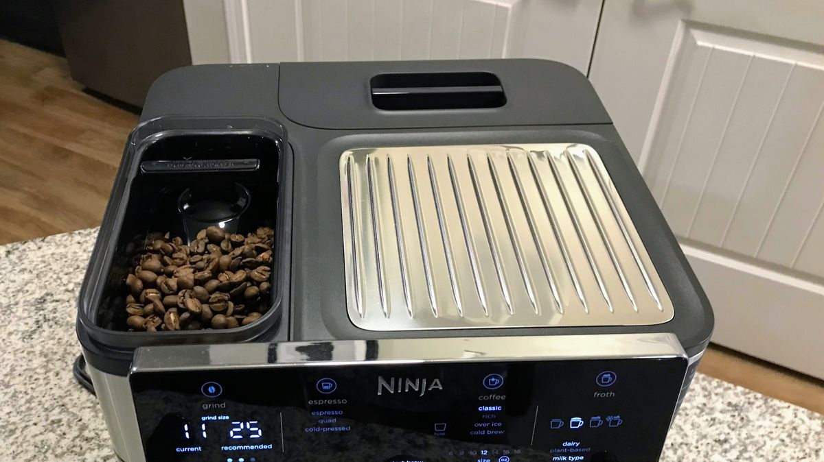 Ninja ES601 Luxe Café Premier Series 3-in-1 Espresso Machine review ...