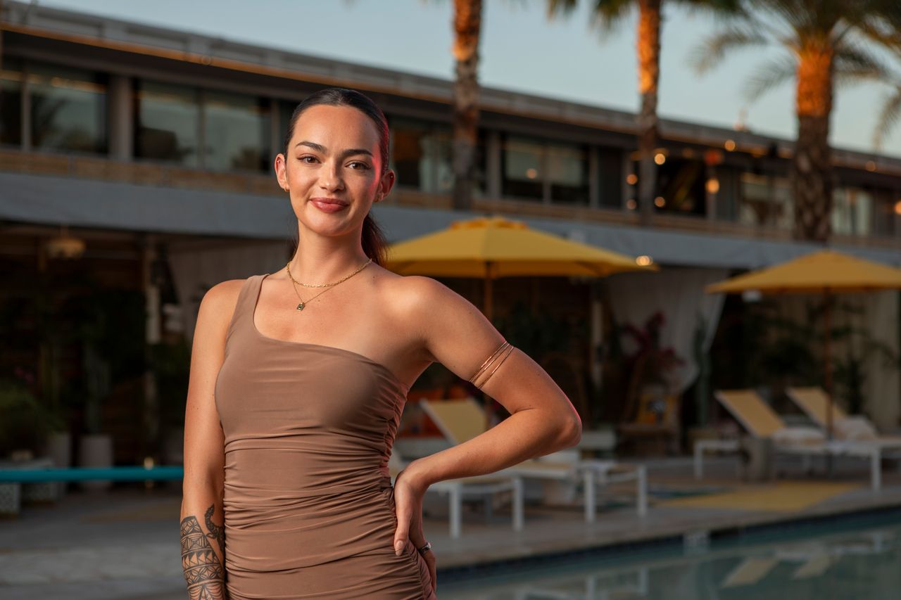 'Sneaky Links: Dating After Dark' Cast and Instagrams: Your Guide ...