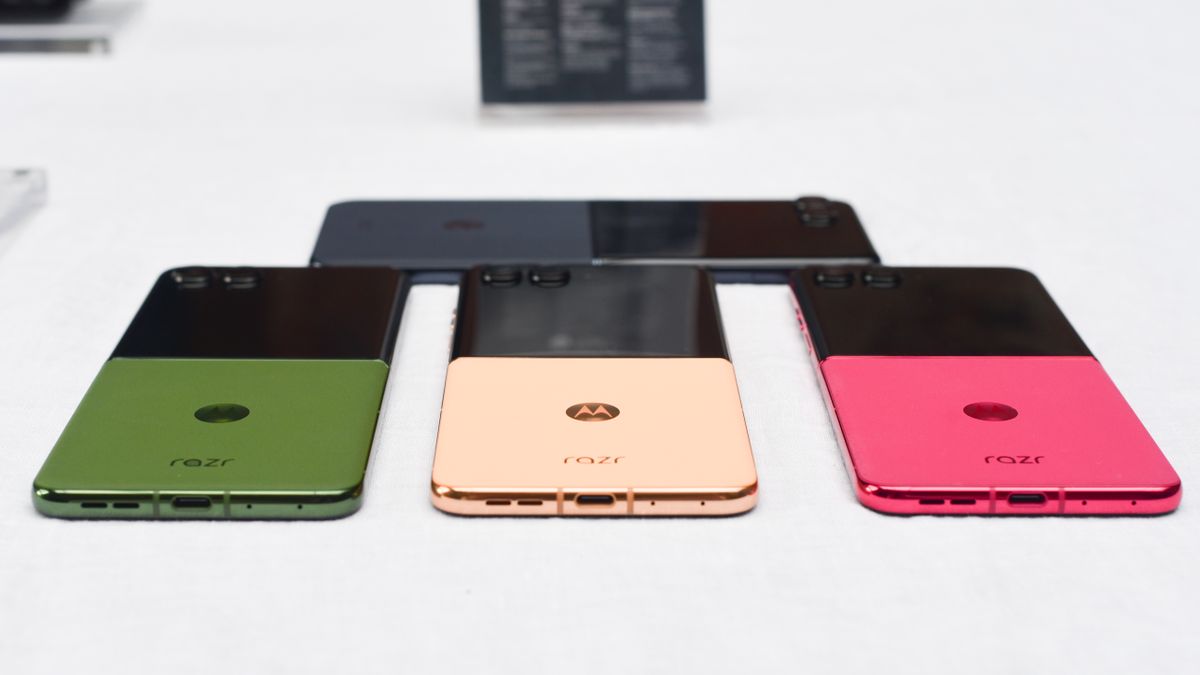 Motorola Razr Plus 2024 review: taking cool just a bit too far | TechRadar