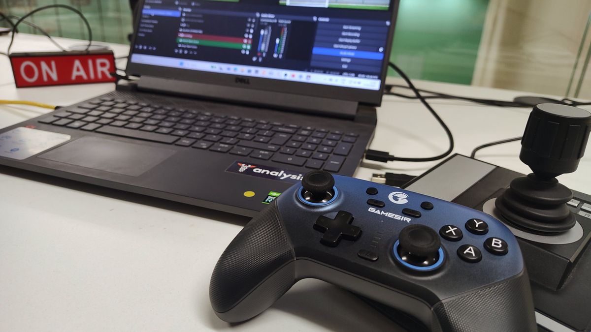 This $50 controller transformed a $1 million streaming setup | Windows ...