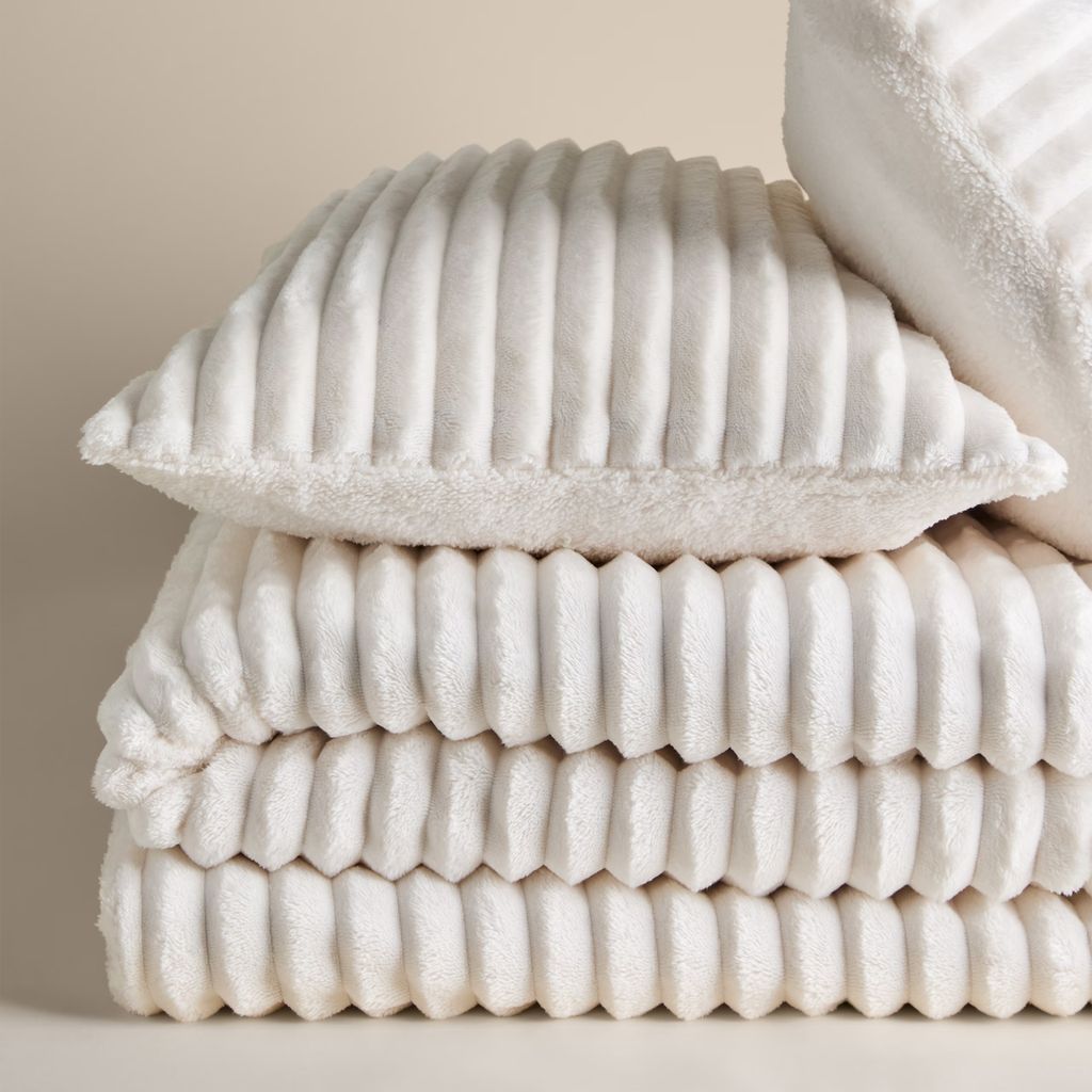 IKEA ISRANUNKEL ergonomic multi-position pillow launch | Ideal Home