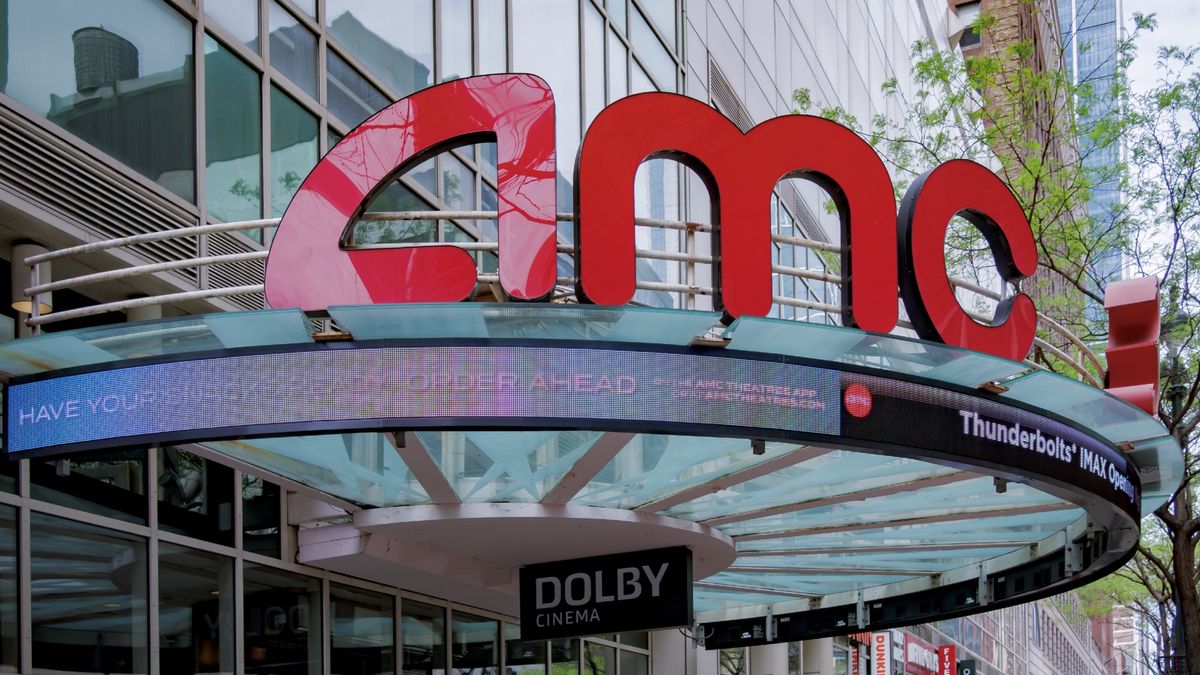 AMC hopes new ticket discounts will reinvigorate the movie theater ...