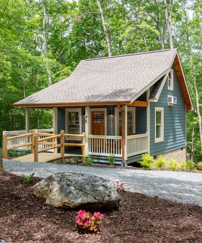 Inside a tiny home in the Blue Ridge mountains | Homes and Gardens