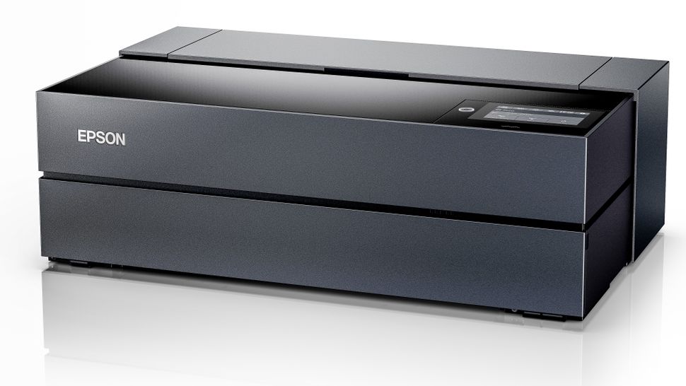 Epson shows the Burst Mode studio the new Epson P700 & Epson P900 ...
