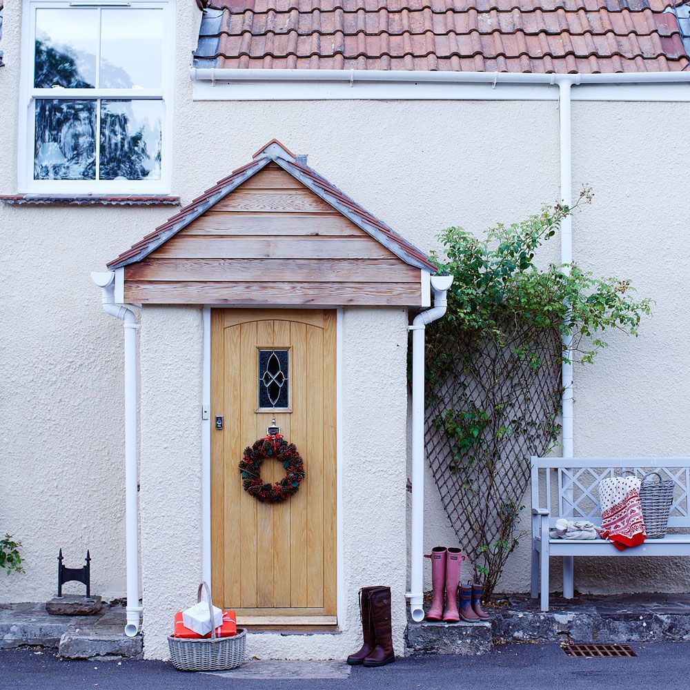 Be inspired by this festive longhouse in Somerset | Ideal Home