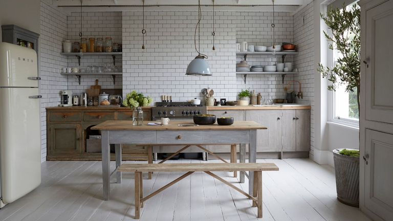 Freestanding kitchens: 13 unfitted kitchen ideas and designs | Homes ...