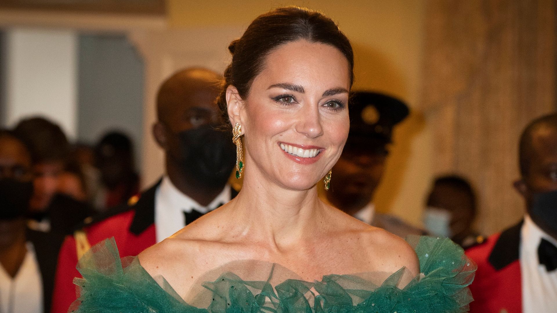 Kate Middleton’s signature eye makeup look that's the 'epitome of ...