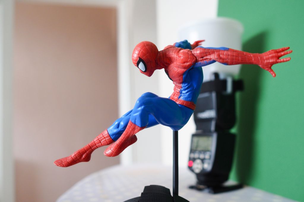 Home photography ideas: Superhero super shots using a DIY green screen ...