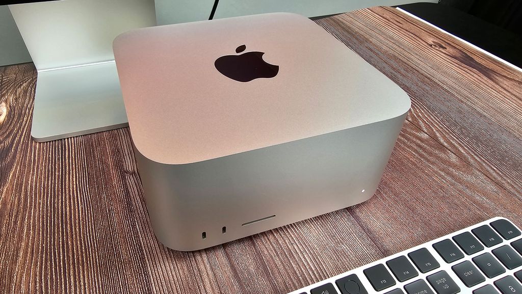 Mac Studio Review: M2 Ultra Powers a Small Workstation Wonder | Tom's ...