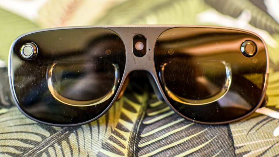 Exclusive – Up close with Qualcomm Snapdragon AR2 smart glasses and why ...