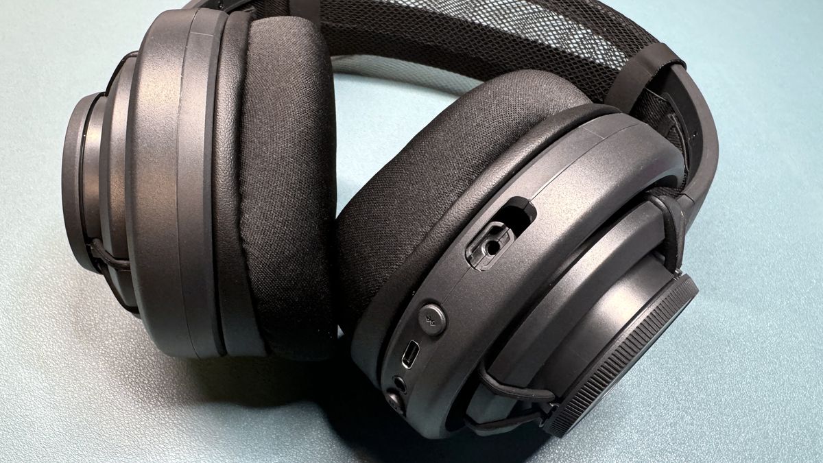 Turtle Beach Atlas Air Review: Feels like air, but sounds better | Tom ...