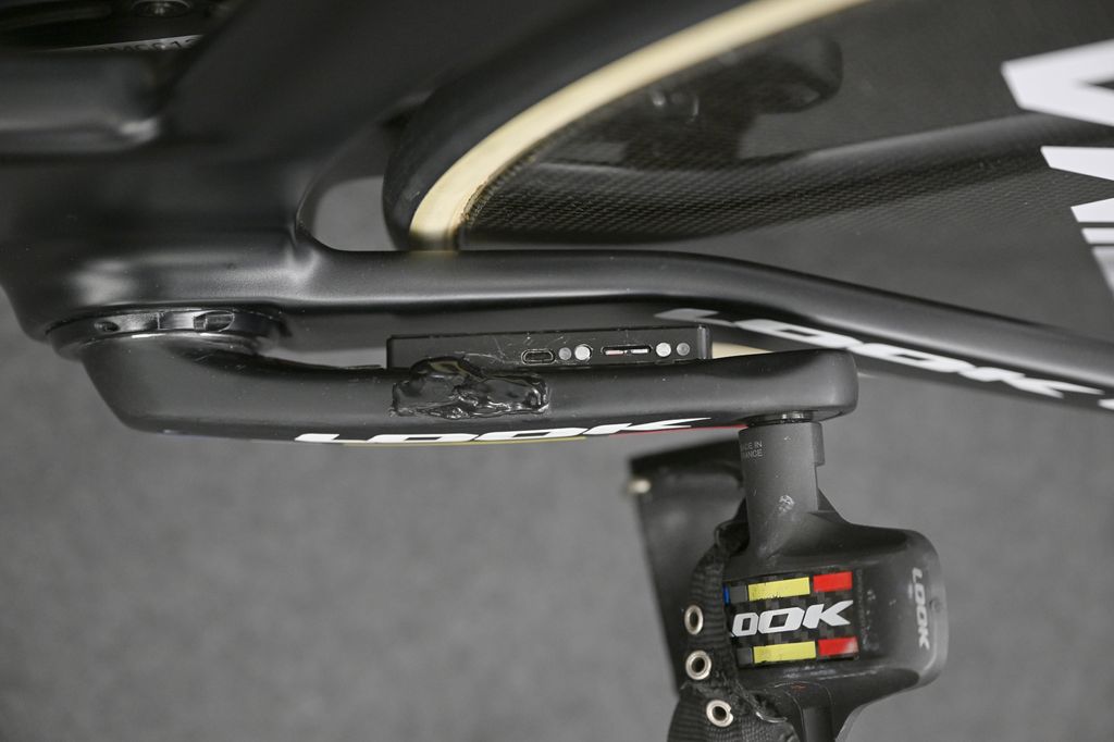 Up close with the unreleased Look P24 - the track bike with two ...