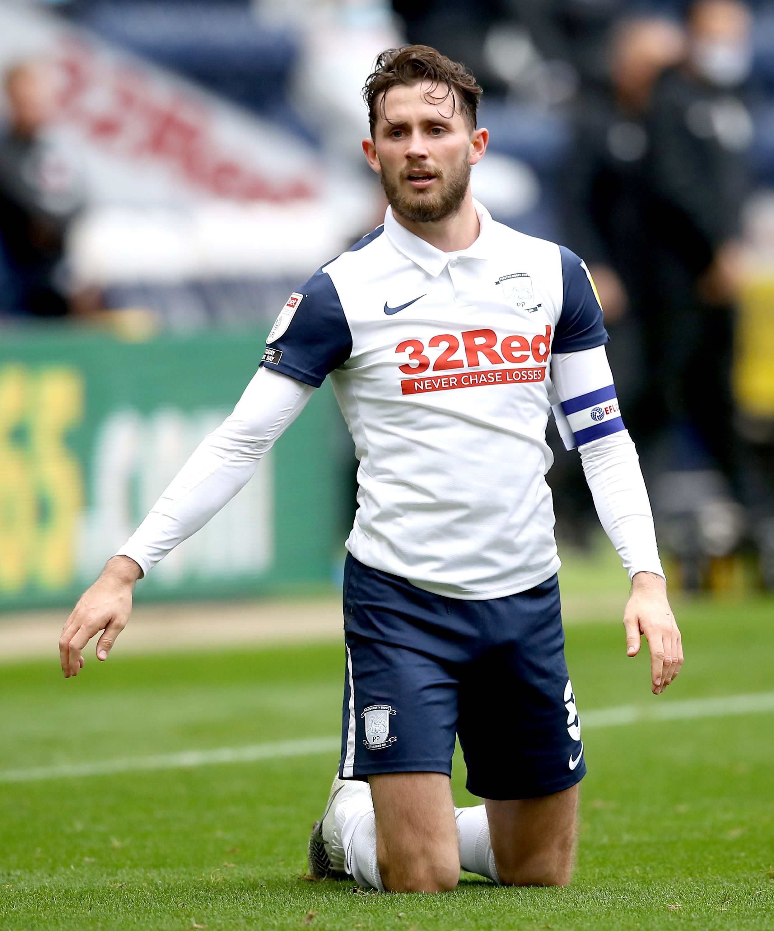 Alan Browne decides to stay at Preston | FourFourTwo