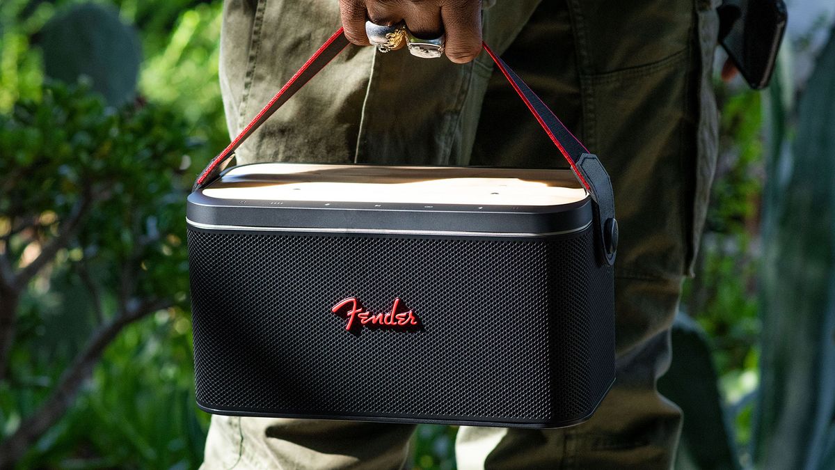 NAMM 2023: Fender Audio unveils the RIFF – a portable Bluetooth speaker ...
