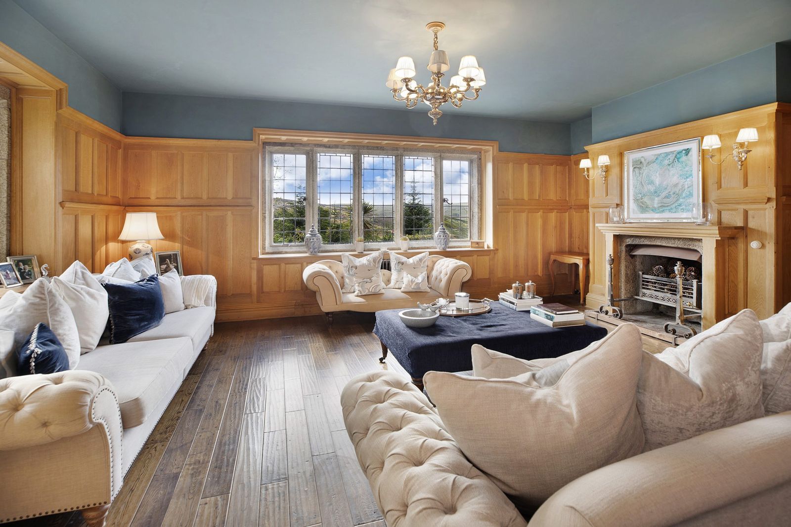 A beautifully renovated Arts-and-Crafts house in the heart of the ...
