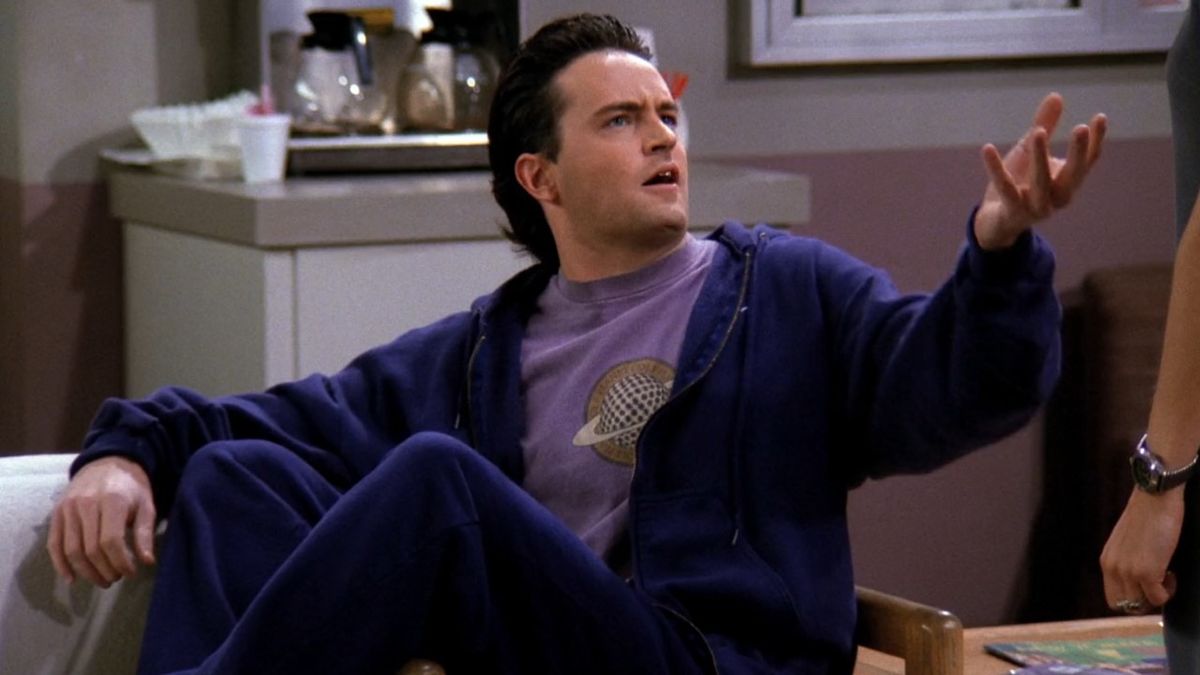 32 Hilarious Chandler Bing Quotes From Friends | Cinemablend