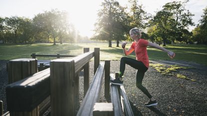 Park workout for fat burning outdoor exercise | Fit&Well