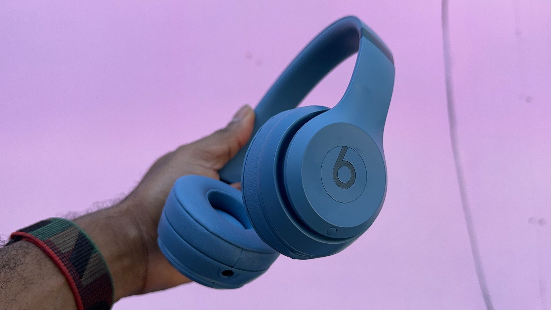 Amazon has chopped 35% OFF the Beats Solo 4 wireless headphones for a ...
