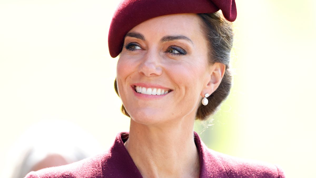Kate Middleton's 'Botox in a bottle' is discounted so we're snapping ...