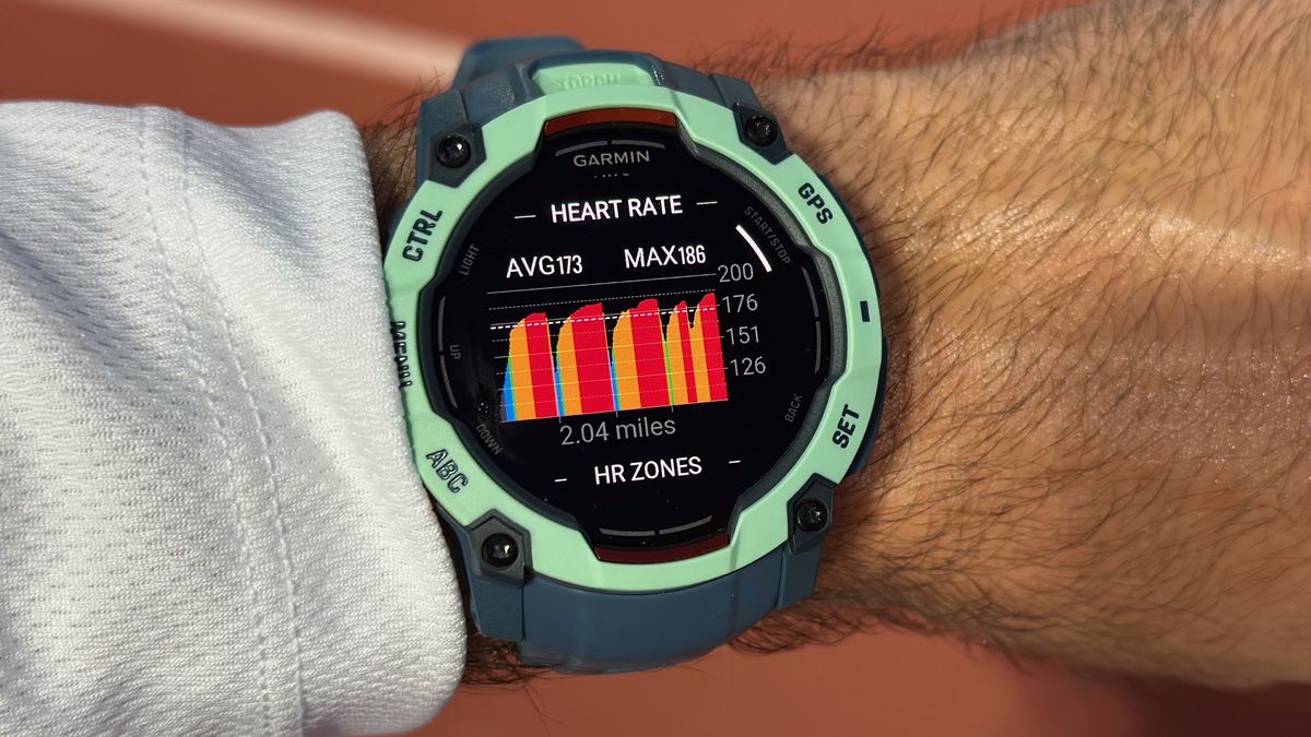 The Forerunner 975 and 275 will show how much gas Garmin has left in ...