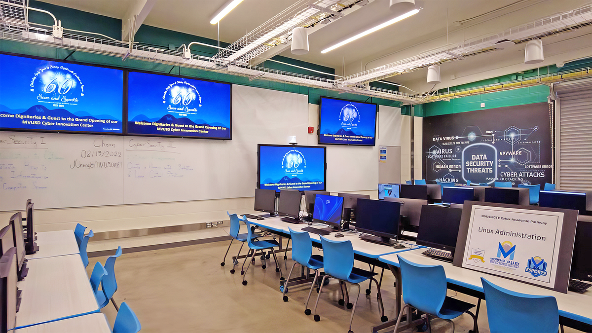 Why This K-12 Cyber Innovation Center Turned to Extron AV Technology ...