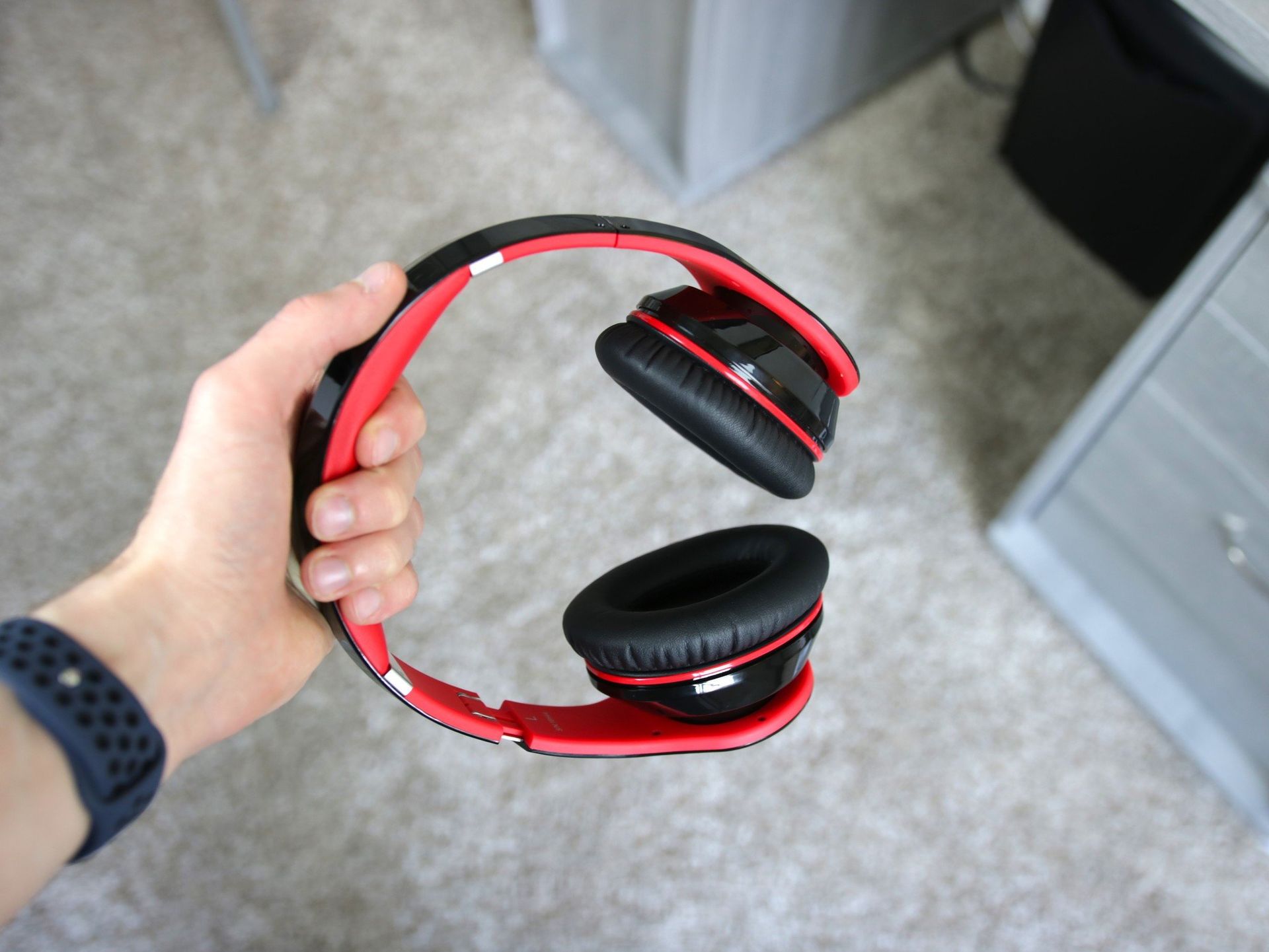Mpow 059 Bluetooth Headphones review: Serviceable but outclassed ...