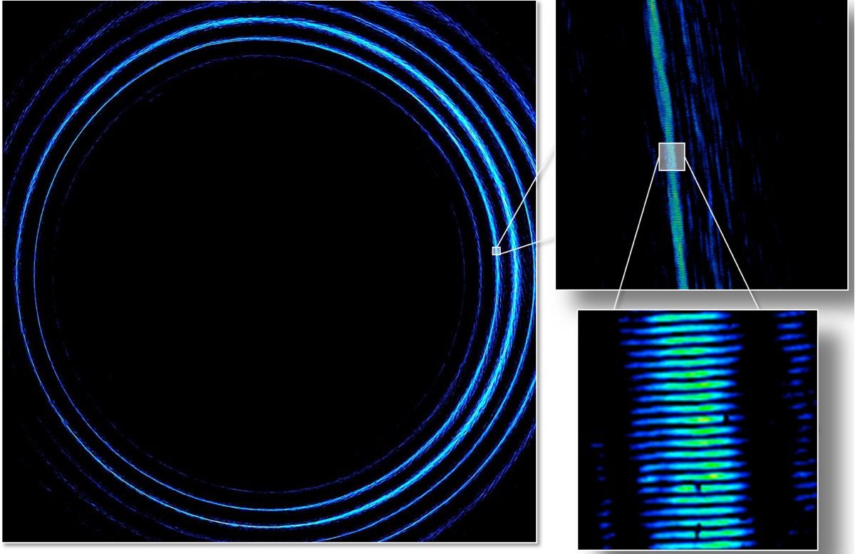 Physicists Twist Light, Send 'Hello World' Message Between Islands ...