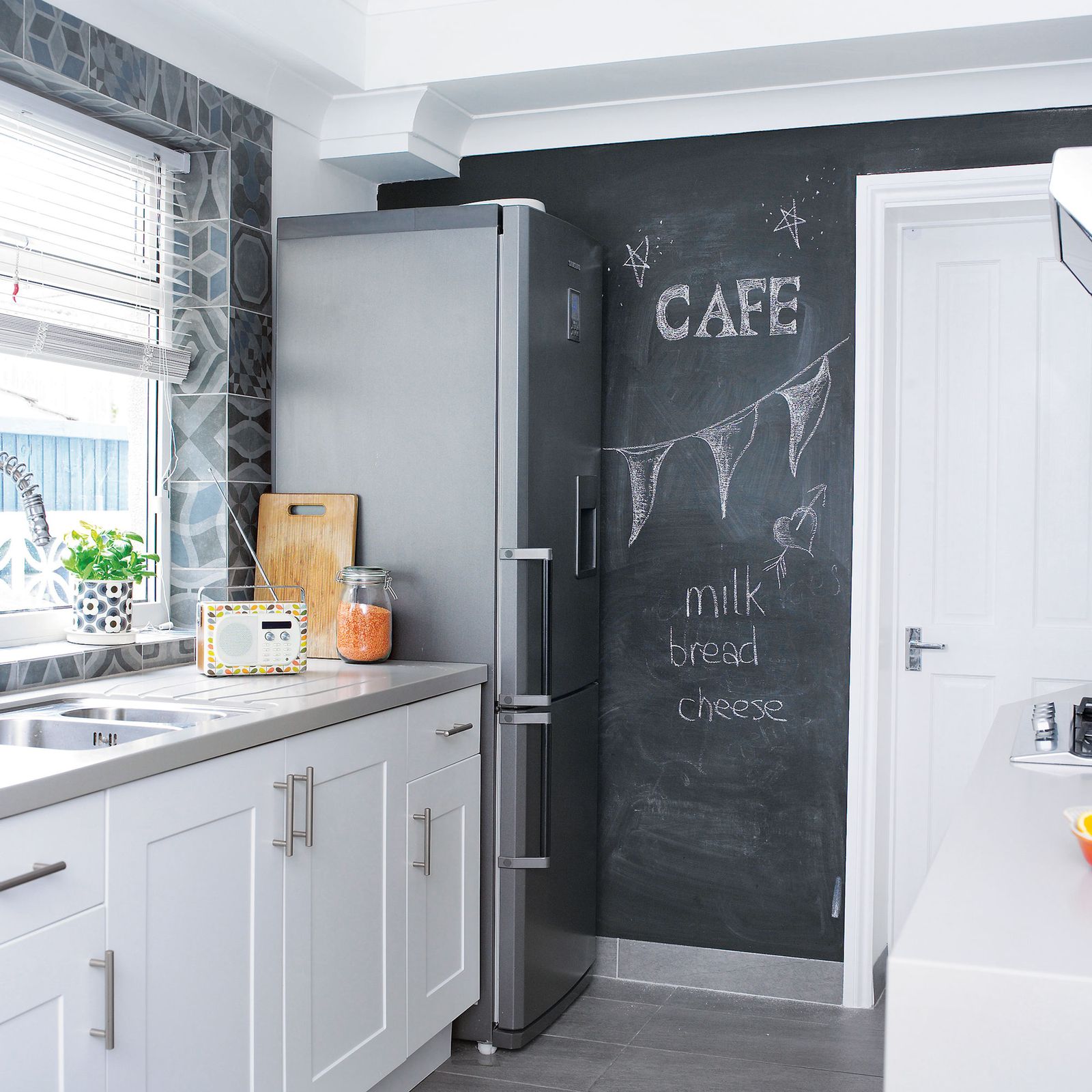 Chalkboard ideas – 11 creative ways with chalkboard paint for every ...