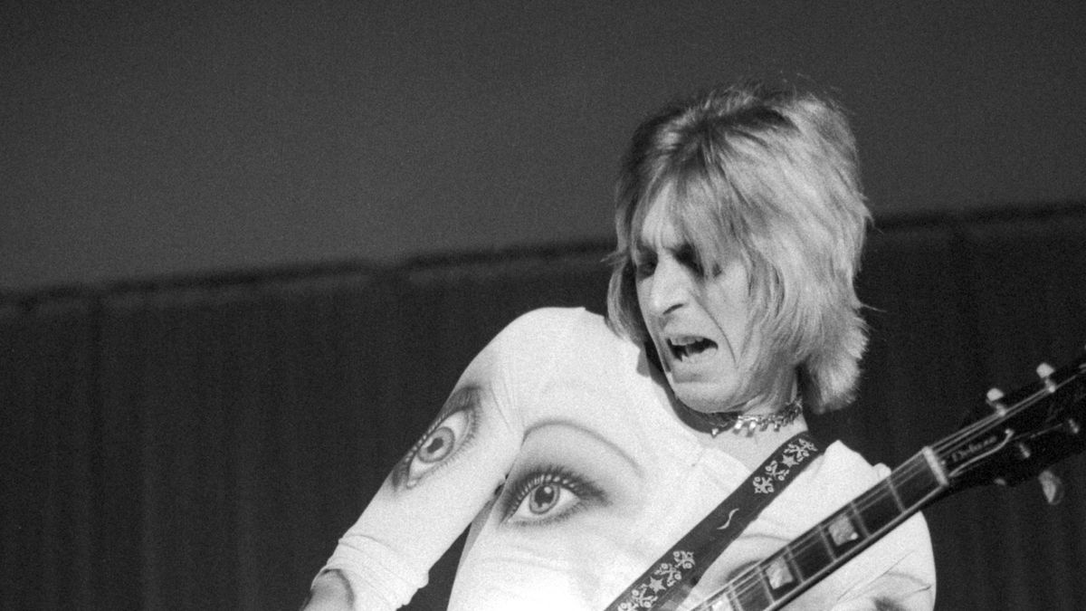 Mick Ronson: Hull's Guitar God | Louder