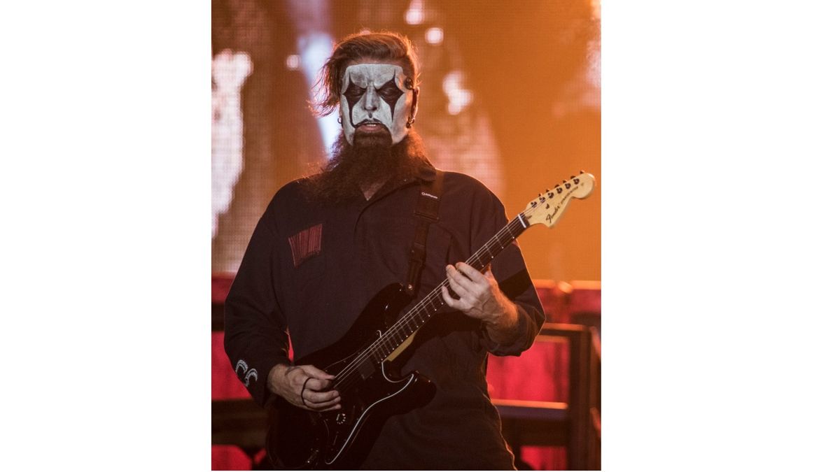 The Definitive History of Every Slipknot Mask - The Gray Chapter (2014 ...