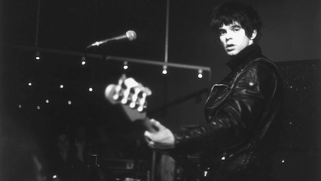 Jean-Jacques Burnel on his style, sound and punching basses | Guitar World
