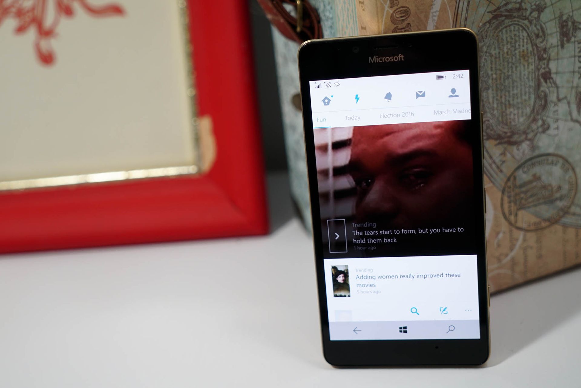 Hands-on with the Twitter 5.0 update for Windows 10 Mobile | Windows ...