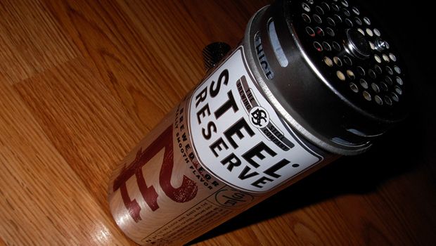 Cigar Box: How to Build a Beer Can Microphone | Guitar World