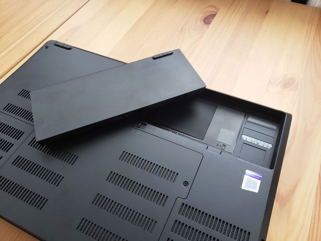 Lenovo ThinkPad P52 review: A big, heavy chassis packed with ...