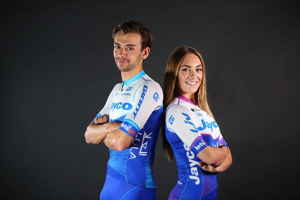 Jayco AlUla reveal 2023 men’s and women’s WorldTour kits | Cyclingnews