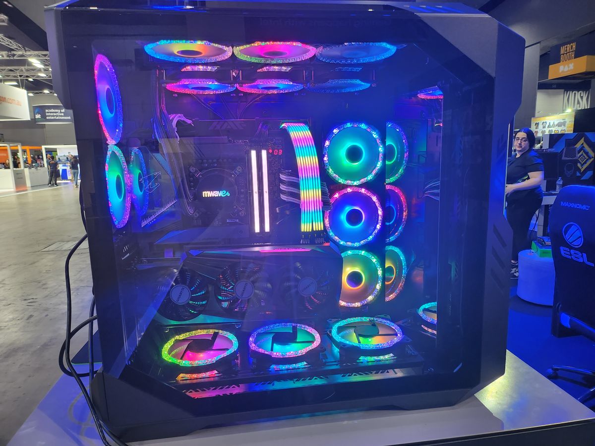 I didn't expect PAX Aus 2022 to go so hard for extreme gaming PC builds ...