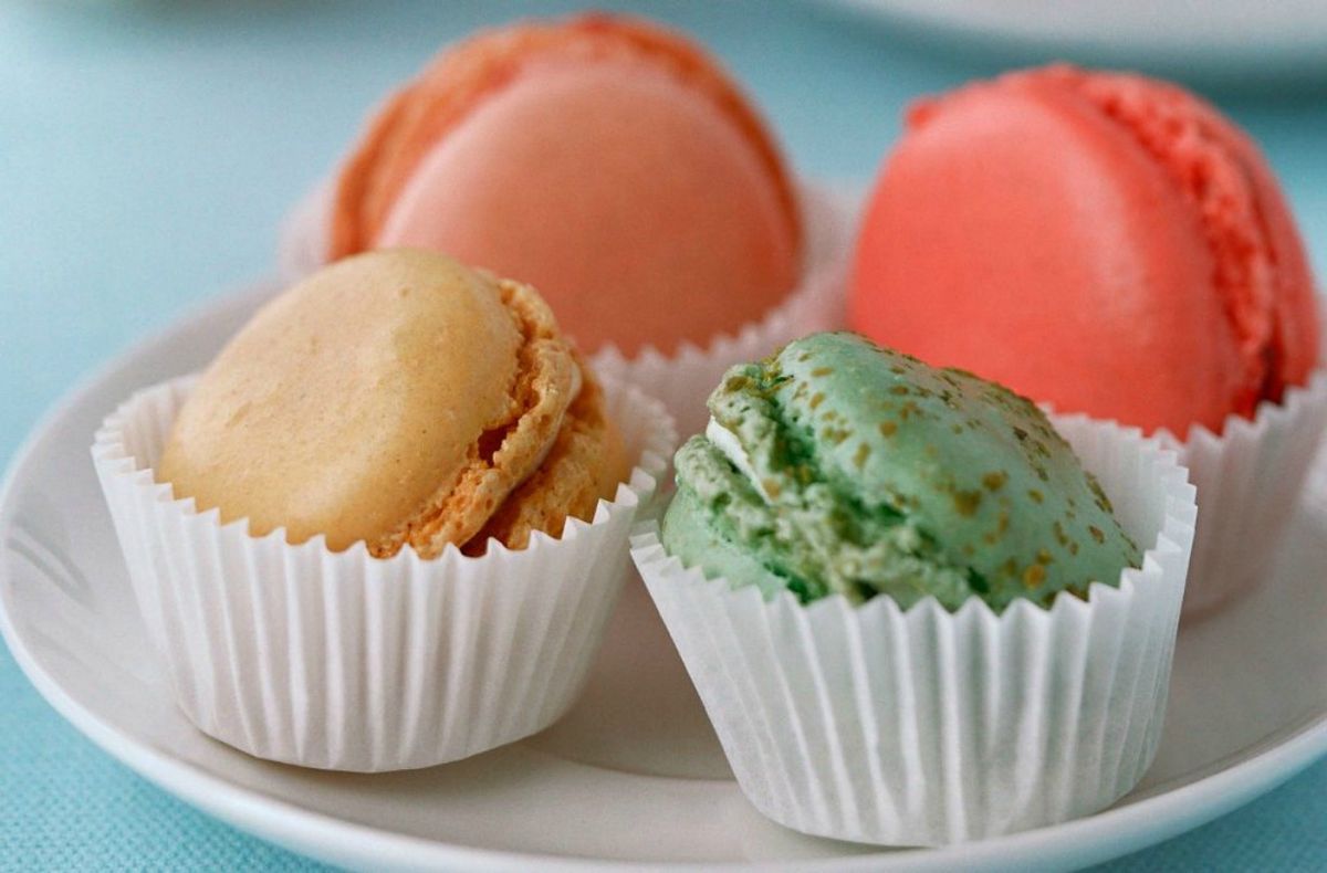 Mini macaroons | Baking Recipes | GoodtoKnow